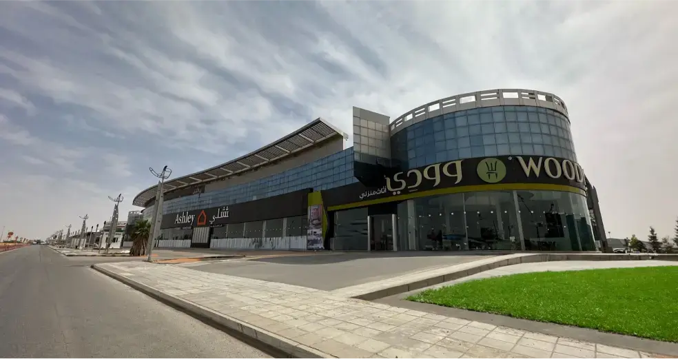 Center 17 | AZAD Properties